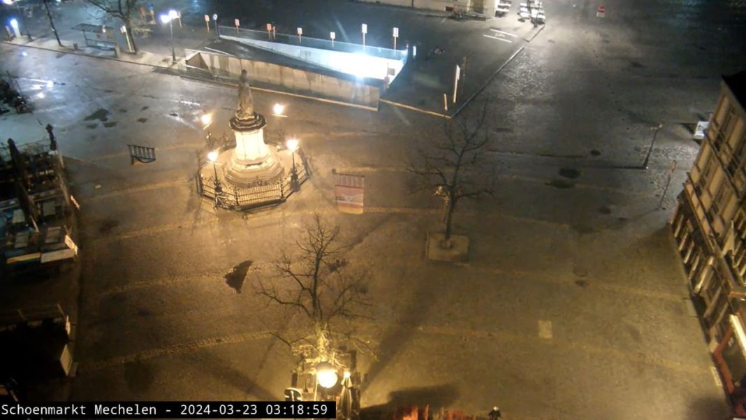 Sint Niklaas Webcam - City Hall | East Flanders, Belgium
