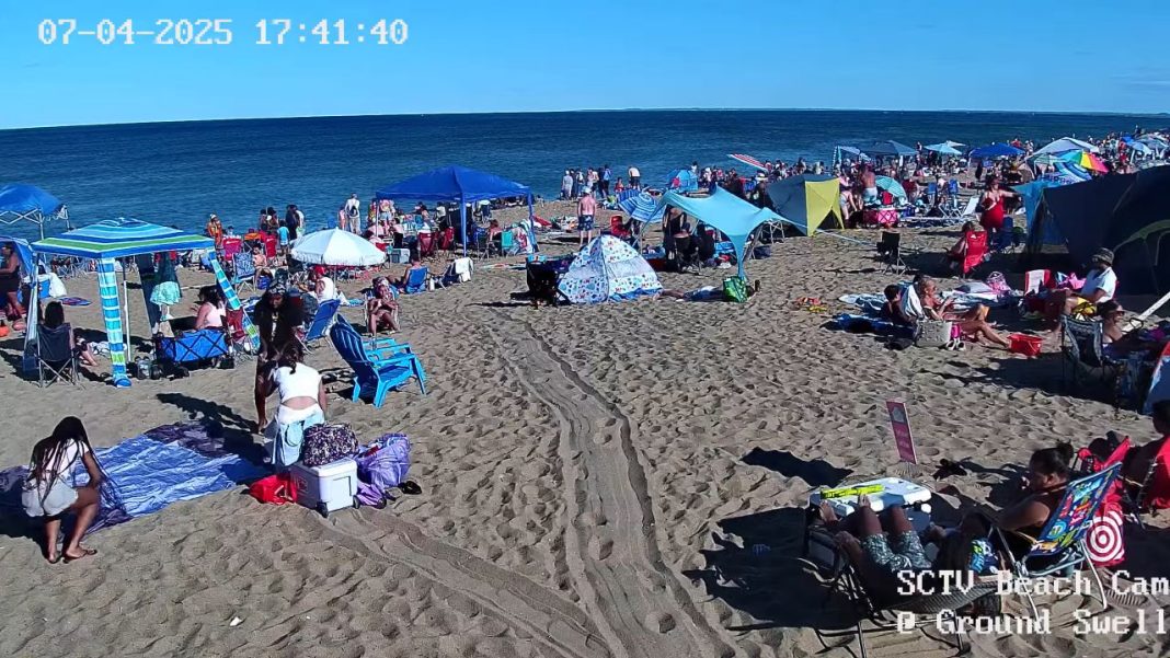 Nantasket Beach Cam - Hull, Massachusetts - Webcam Expo