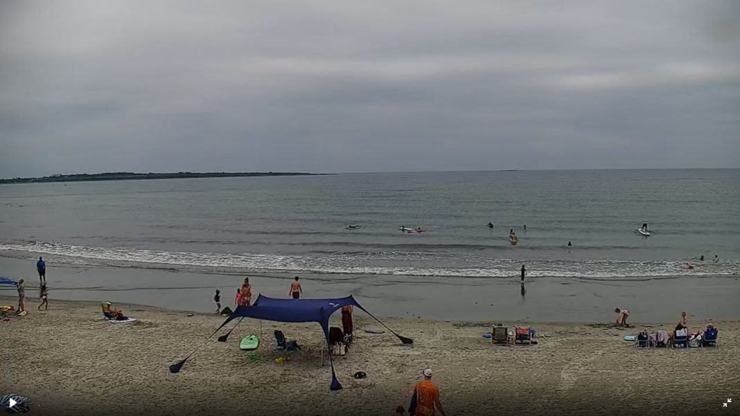 Live Webcam Second Beach - Middletown, RI - USA