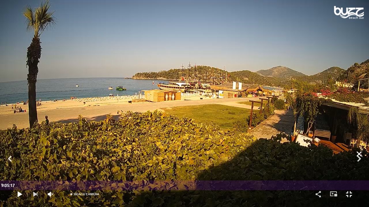 Buzz Bar Webcam: Enjoy Oludeniz Beach Vibes - Turkey